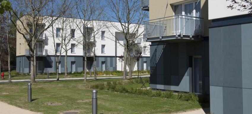 Résidence service à la location Résidence DOMITYS Le Château des Plans ...